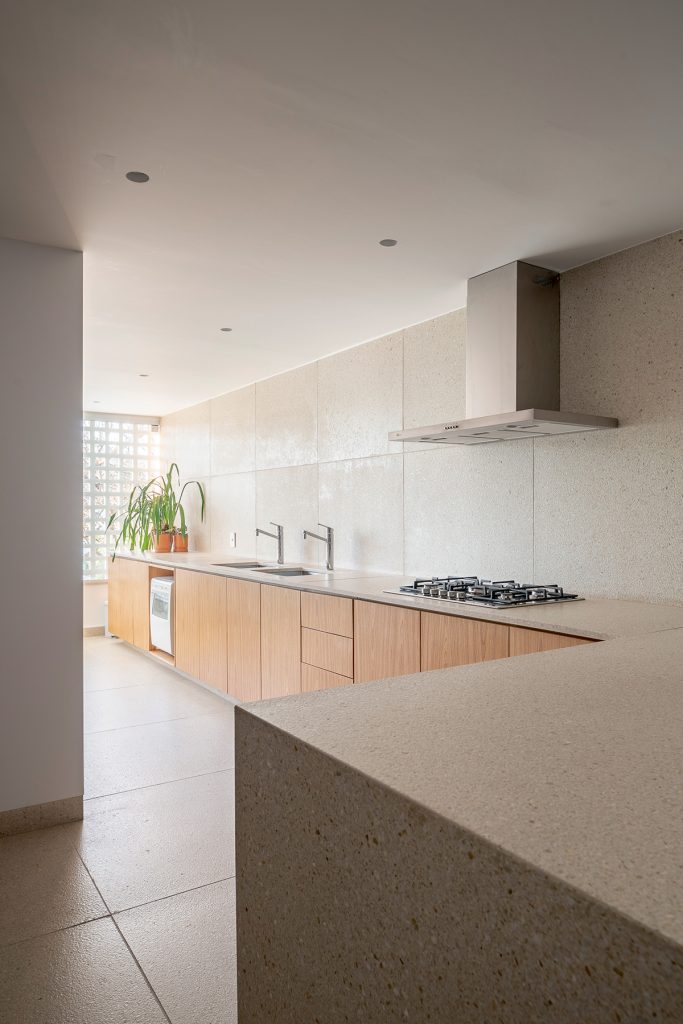 11 cozinhas com bancadas de granilite - Revestindo a Casa