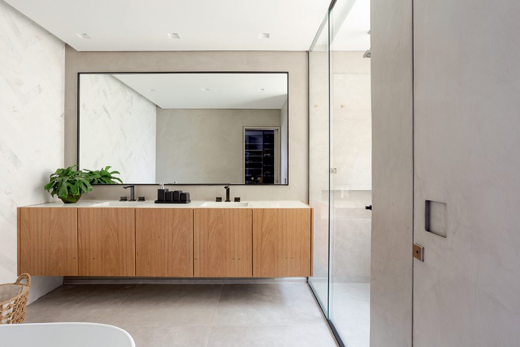 21 banheiros clean para quem ama limpeza e sofisticação - Revestindo a Casa