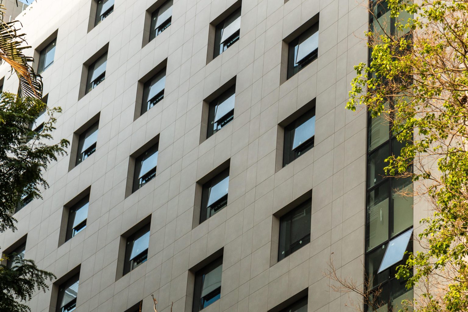 Fachadas Ventiladas com Cerâmicas Portobello - Revestindo a Casa