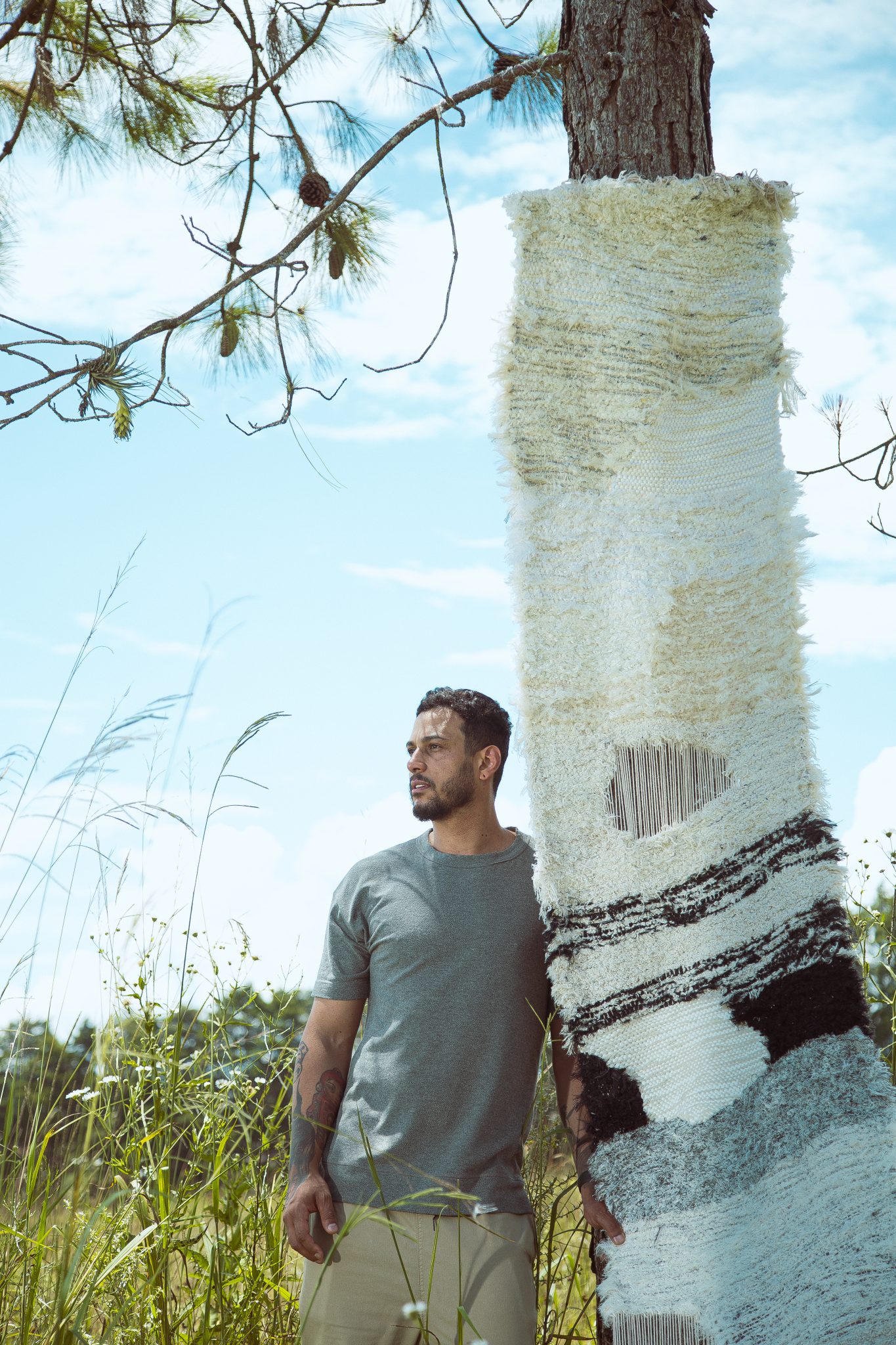 Alex Rocca lança Série Manto durante a SP-Arte - Revestindo a Casa